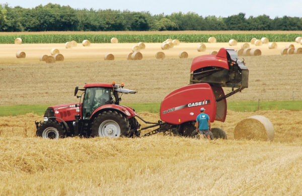 Choisir son round baller en action | Journal Paysan Breton