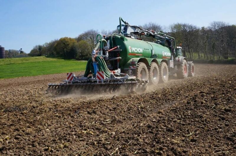Enfouir les produits organiques le plus vite possible | Journal Paysan ...