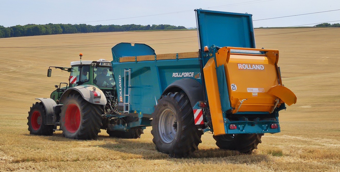 réalisez un épandage efficace avec les épandeurs ROLLFORCE de Rolland